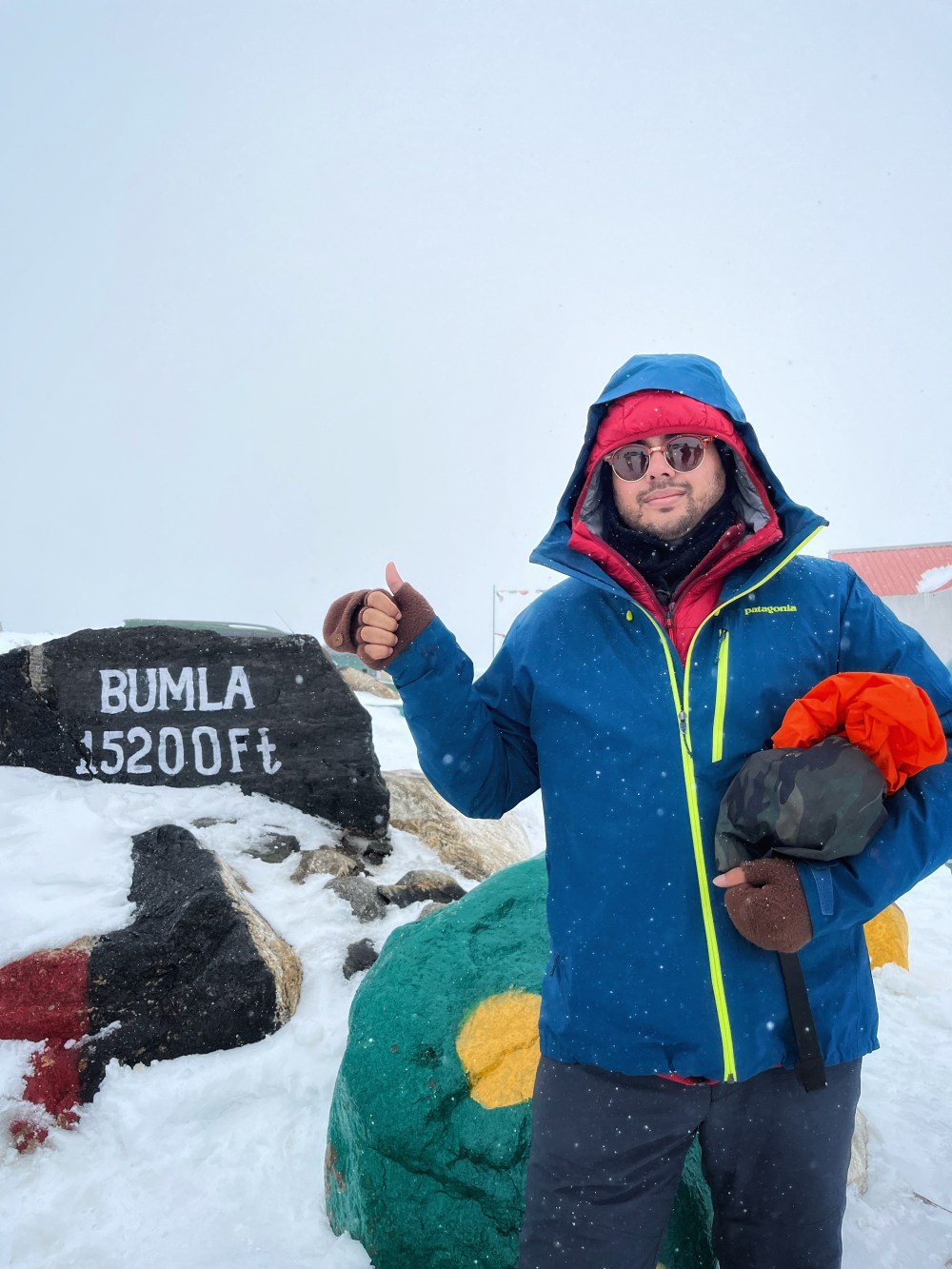 Braving through Bumla Pass at 15200 ft & minus 10 degrees celsius in ...